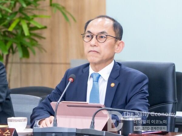 개인정보보호위, SKT 이용자 2,564만명에 개인정보 유출 개별 통지 지시